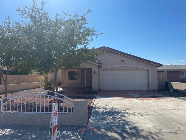 3/2 with 2 Car Garage - 5220 N 21st Ave Phoenix AZ 85015 | Apartment Finder