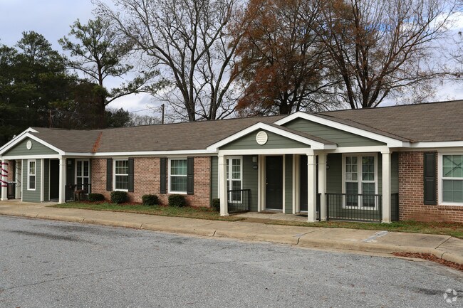 E. J. Knight Apartments - 3811 Baker Plaza Dr Columbus GA 31903 ...