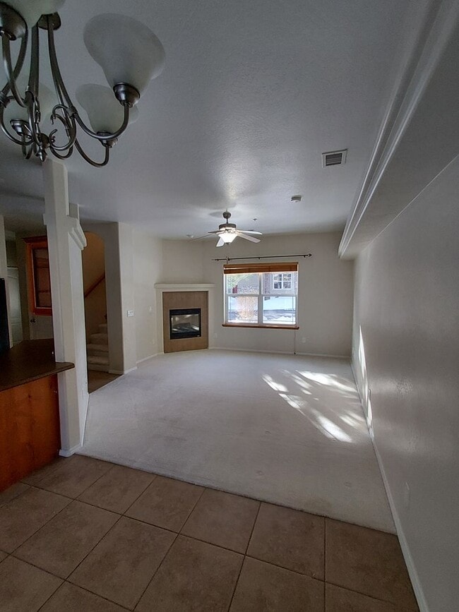 RENT REDUCED: Mt Elden Villas: Large Townhome - 3 Bedroom 2.5 Bath ...