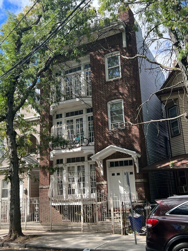 188 3rd St - 188 3rd St Newark NJ 07107 | Apartment Finder