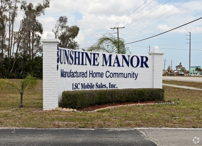 Sunshine Mobile Manor - 5000 SE Federal Hwy Stuart FL 34997 | Apartment ...