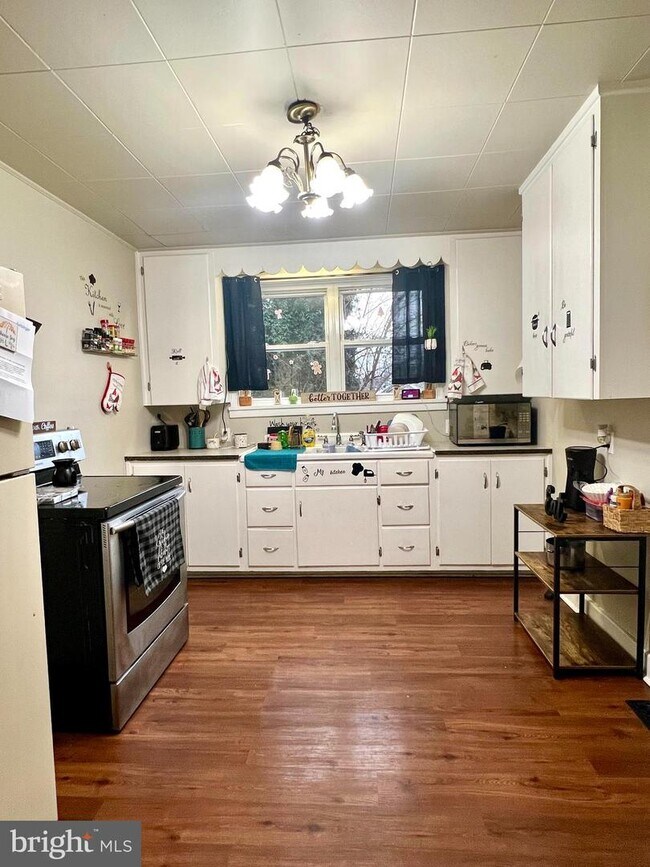 324-326 Valley St - 324-326 Valley St Lewistown PA 17044 | Apartment Finder