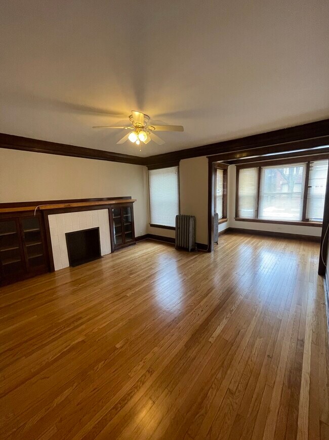 6839 S East End Ave - 6839 S East End Ave Chicago IL 60649 | Apartment ...