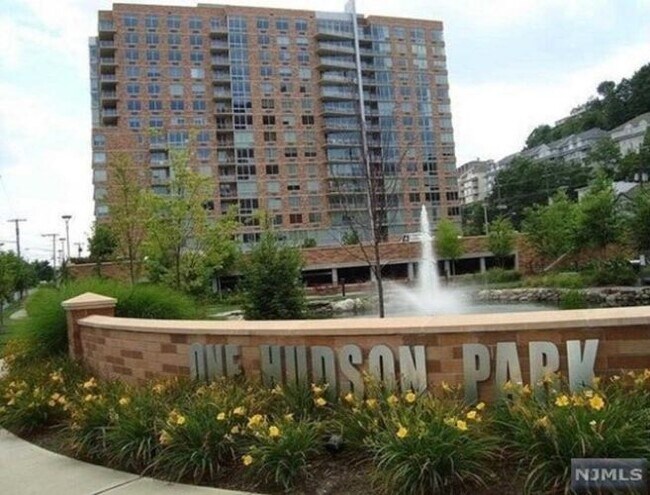 1611 Hudson Park - 1611 Hudson Park Edgewater NJ 07020 | Apartment Finder