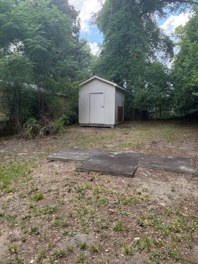 Renovated One Bedroom Stand Alone Apartment - 512 N 10th St Wilmington ...