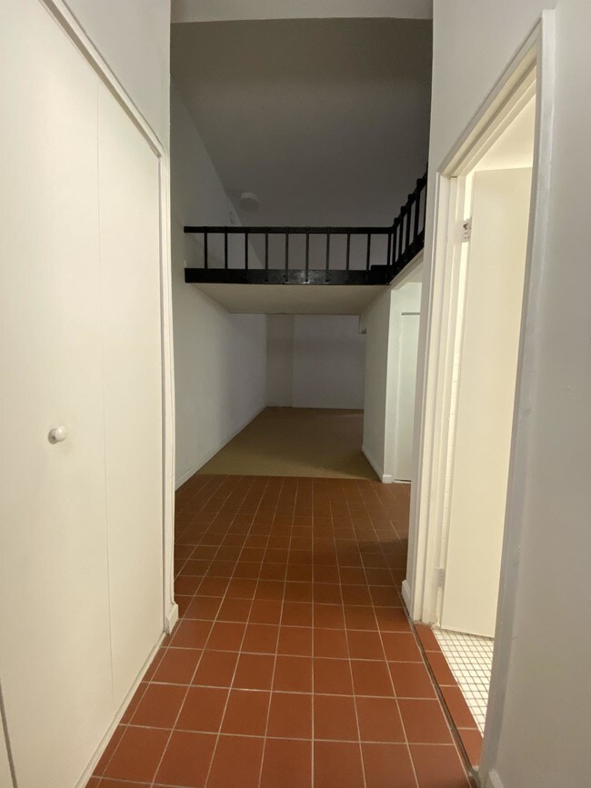 33 Gold Street - 33 Gold St New York NY 10038 | Apartment Finder