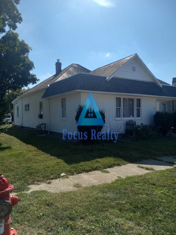 593 E Main St - 593 E Main St Logan OH 43138 | Apartment Finder