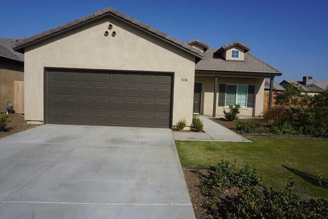Beautiful home located in the Southwest! - 5606 Poso Ridge Ct ...