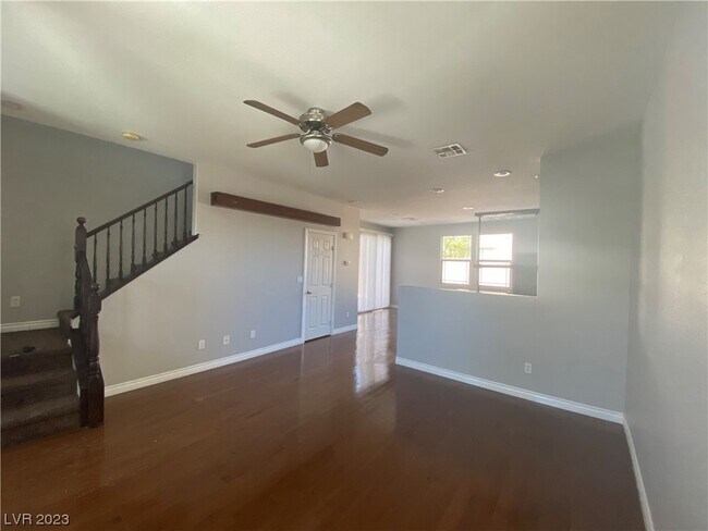 10806 W Old Ironsides Ave - 10806 W Old Ironsides Ave Las Vegas NV ...