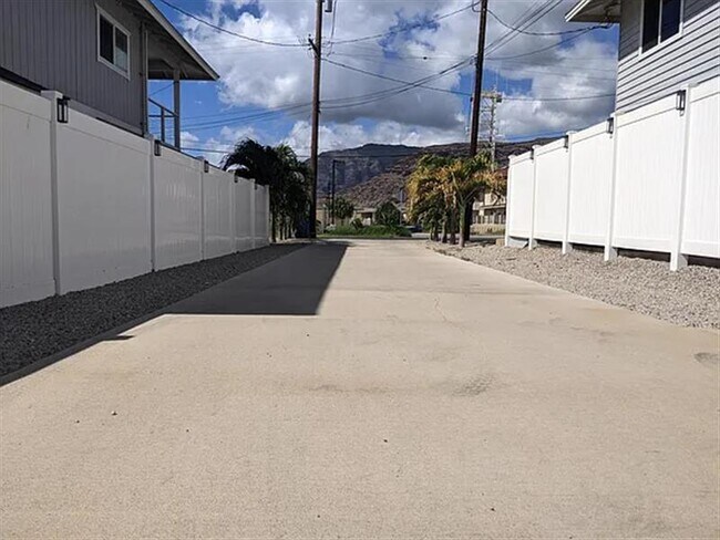 cc - 85-75B Waianae Valley Rd Waianae HI 96792 | Apartment Finder