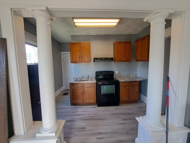 7001 S Salina St - 7001 S Salina St Nedrow NY 13120 | Apartment Finder