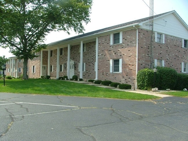 Regency at Berwick - 125-131 Berwick Dr Urbana OH 43078 | Apartment Finder