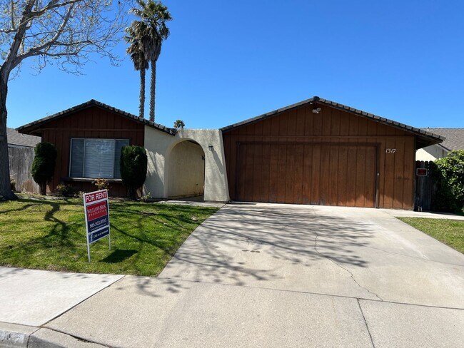Happy Home 1317 Leona Santa Maria - 1317 Leona Santa Maria CA 93454 ...