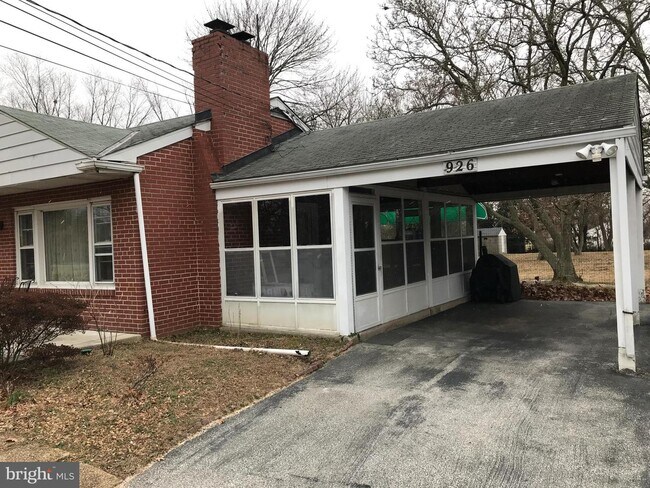 926 Green Ln - 926 Green Ln Secane PA 19018 | Apartment Finder