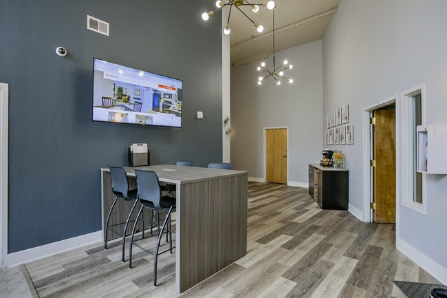 715 Armour Rd - 715 Armour Rd North Kansas City MO 64116 | Apartment Finder