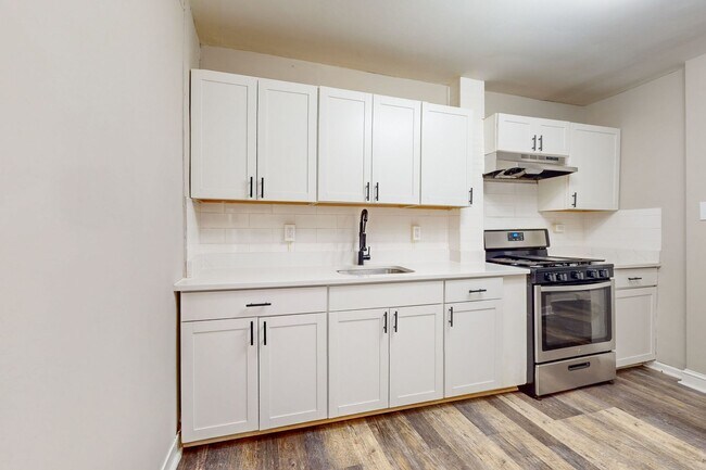 Fully Renovated & Fenced Backyard! - 1529 N Eden St Baltimore MD 21213 ...