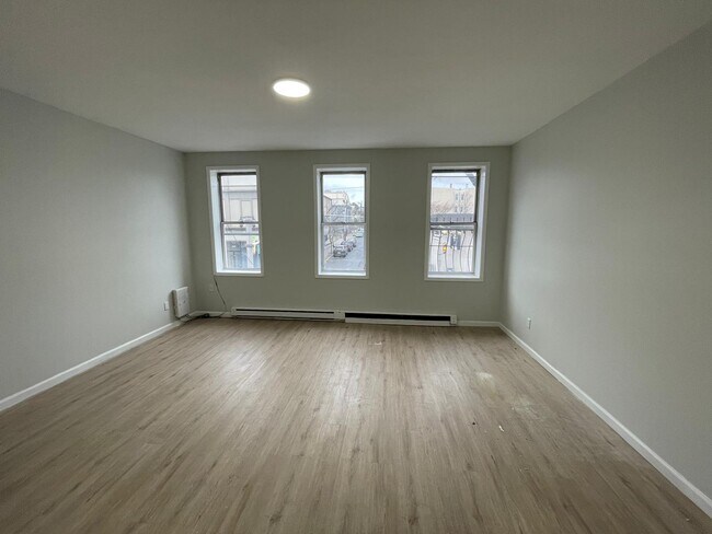 440 Broadway - 440 Broadway Bayonne NJ 07002 | Apartment Finder