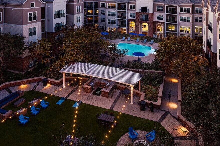 Bell Arlington Ridge - 2400 24th Rd S Arlington VA 22206 | Apartment Finder