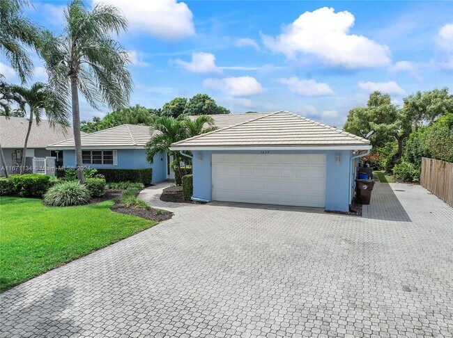 7639 W Lake Dr - 7639 W Lake Dr West Palm Beach FL 33406 | Apartment Finder