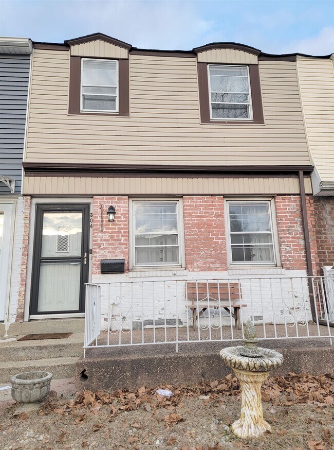 304 Stevens Ave - 304 Stevens Ave Jersey City NJ 07305 | Apartment Finder