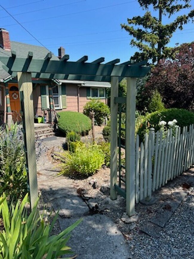 4223 Rosedale St NW - 4223 Rosedale St NW Gig Harbor WA 98335 ...