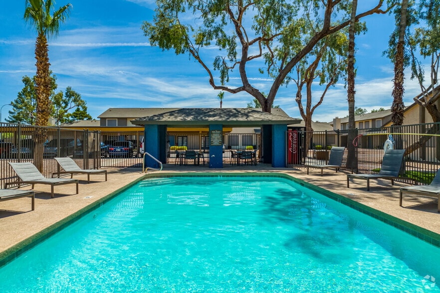 Falcon Glen - 4225 E University Dr Mesa AZ 85205 | Apartment Finder