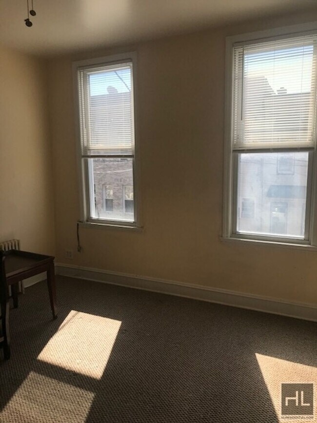 55 STREET - 60-27-60-55 55th St Queens NY 11378 | Apartment Finder