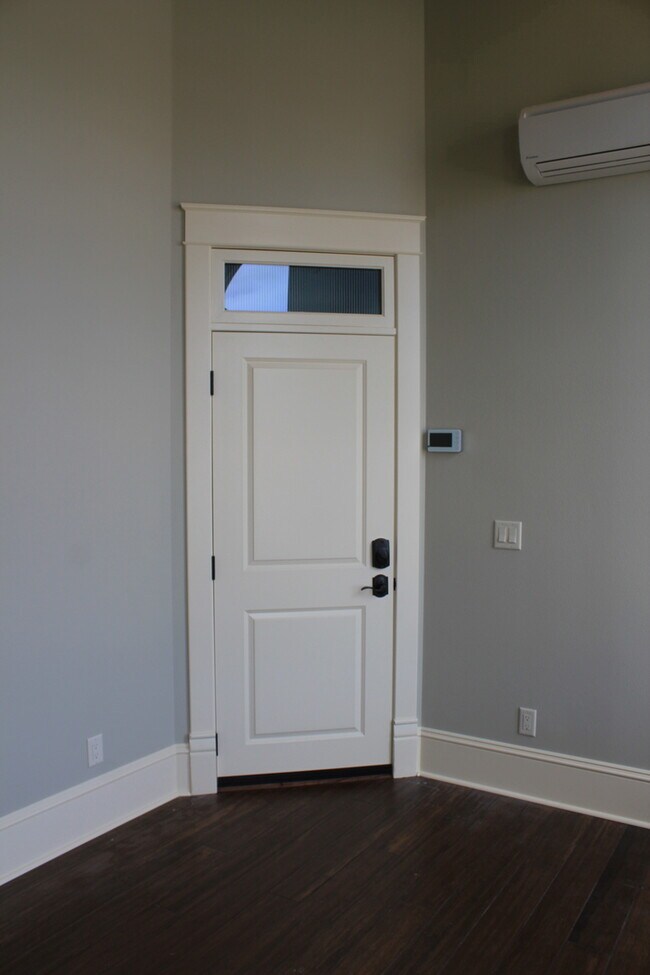 *The Kleinberg Building* - 307 N Pearl St Ellensburg WA 98926 ...