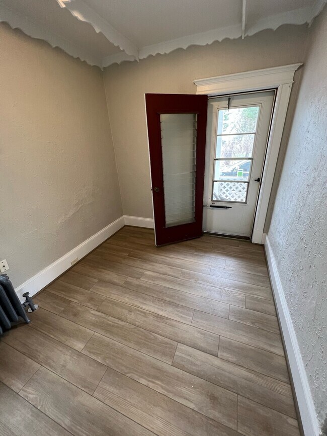 299 Pine Street - 299 Pine St Lewiston ME 04240 | Apartment Finder