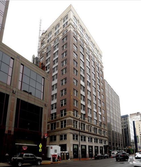 Penn Street Tower - 115 N Pennsylvania St Indianapolis IN 46204 ...