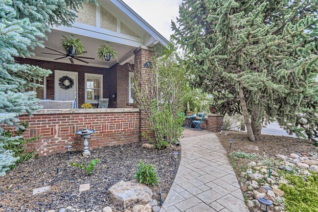 Location, Location!! Historic brick bunga... - 600 York St Denver CO ...