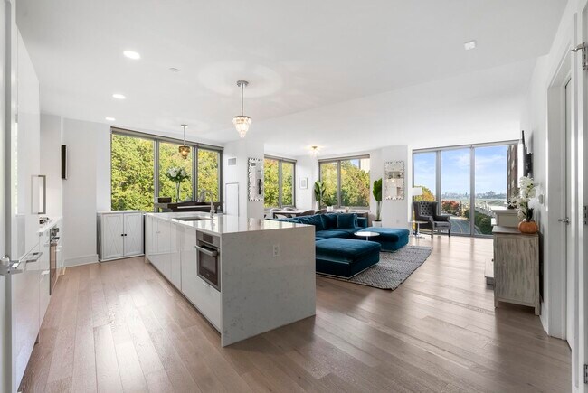 9 Ave At Port Imperial - 9 Ave At Port Imperial West New York NJ 07093 ...