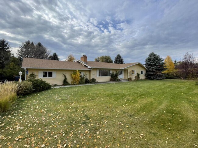 3610 Meadow Drive - 3610 Meadow Dr Helena MT 59602 | Apartment Finder