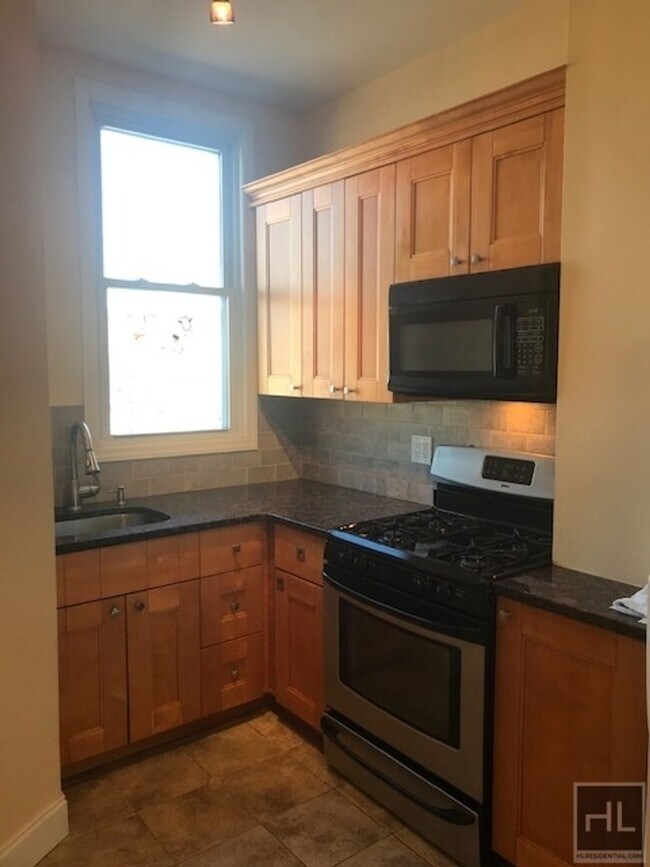 55 STREET - 60-27-60-55 55th St Queens NY 11378 | Apartment Finder
