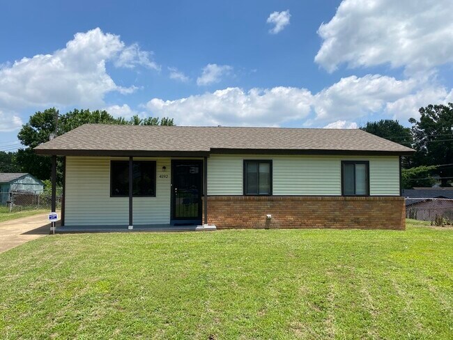 $500 OFF FIST MONTH'S RENT! - 4192 Bow St Memphis TN 38109 | Apartment ...