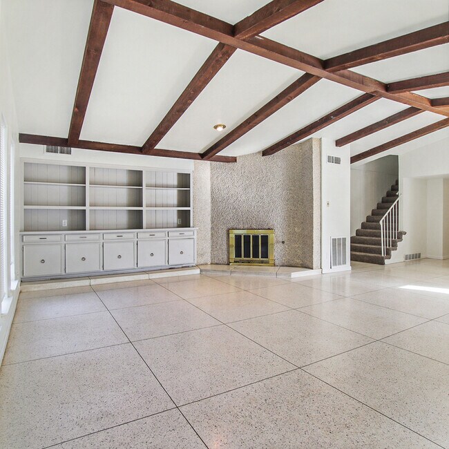 3656 Stables Ln - 3656 Stables Ln Dallas TX 75229 | Apartment Finder