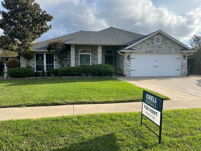 INGROUND POOL - COMING SOON! - 5523 Teal Dr Killeen TX 76542 ...