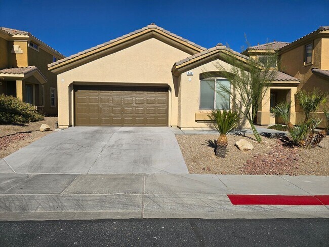 Rhodes Ranch 4 Bedroom Single Story Rental - 142 Water Hazard Ln Las ...