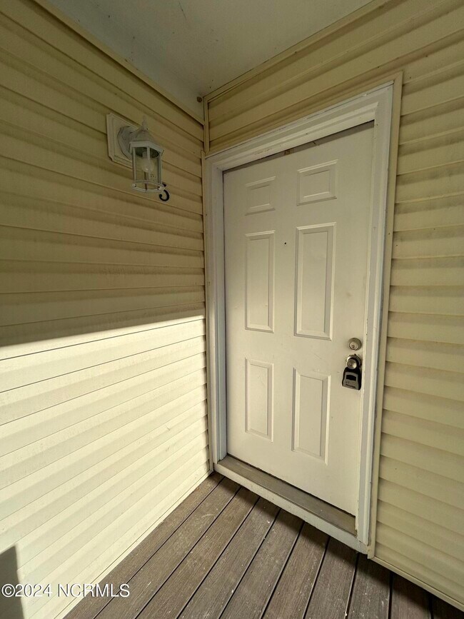 2036 Sloop Point Loop Rd - 2036 Sloop Point Loop Rd Hampstead NC 28443 ...