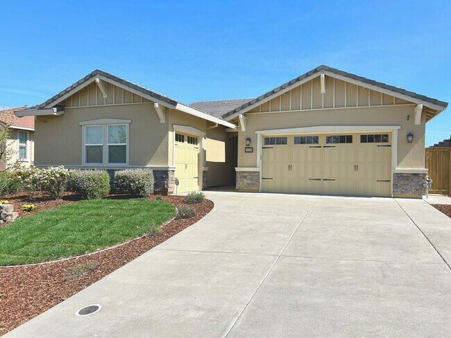 Beautiful 3 Bedroom 2 Bathroom in Folsom -... - 2129 Hidden Falls Dr ...