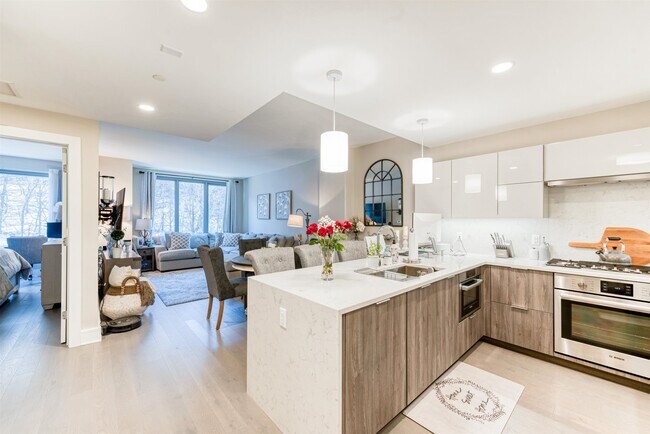 9 Ave At Port Imperial - 9 Ave At Port Imperial West New York NJ 07093 ...