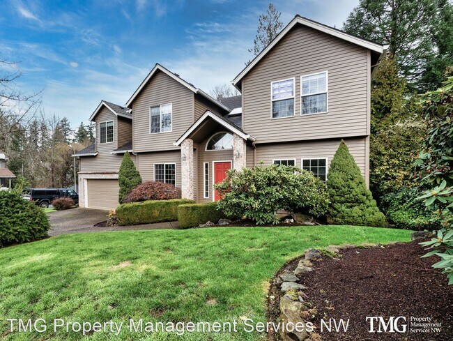 5 br, 2.5 bath House - 8274 SW 67th Place - 8274 SW 67th Pl Portland OR ...