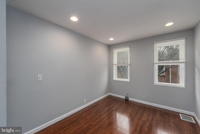 519 S Port St - 519 S Port St Baltimore MD 21224 | Apartment Finder