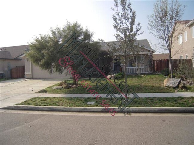 North West Visalia home in Shannon Ranch o... - 2847 W Sedona Ave ...