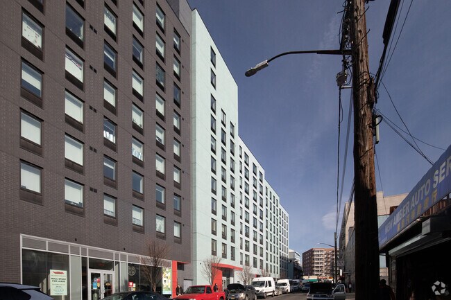 One Flushing - 133-45 41st Ave Flushing NY 11355 | Apartment Finder