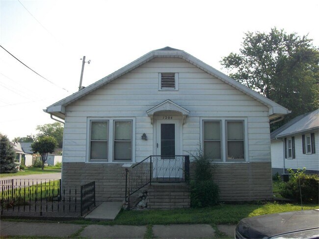 1204 Nicholas St - 1204 Nicholas St Vincennes IN 47591 | Apartment Finder