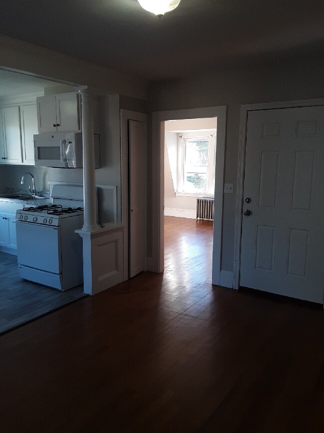 3302 N Main St - 3302 N Main St Fall River MA 02720 | Apartment Finder