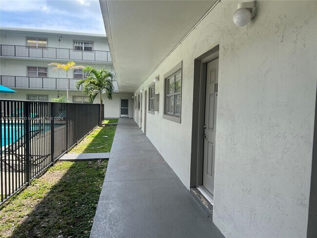 16215 NE 18th Ct - 16215 NE 18th Ct North Miami Beach FL 33162 | Apartment Finder