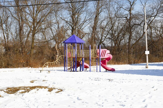 Linmar Terrace - 1 Linmar Ter Aliquippa PA 15001 | Apartment Finder