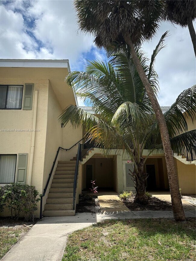 2550 SW 18th Terrace - 2550 SW 18th Terrace Fort Lauderdale FL 33315 ...